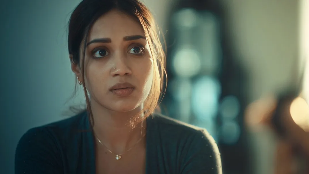 Watch Paruvu Season 1 E2 - Connecting The Dots online in HD on ZEE5