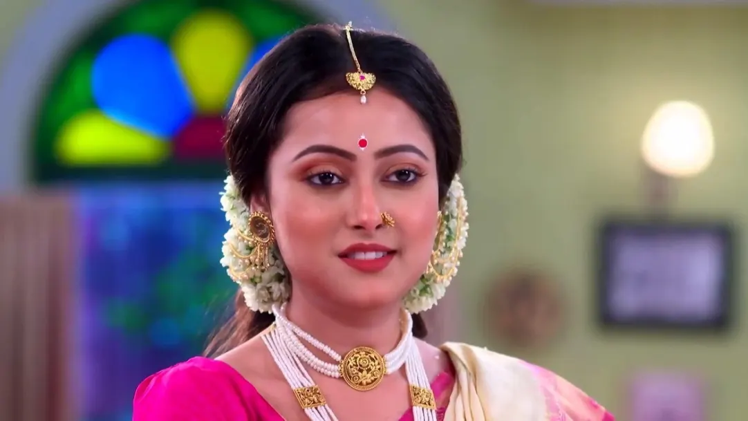 Watch Neem Phooler Madhu Latest Episodes Online Exclusively on ZEE5