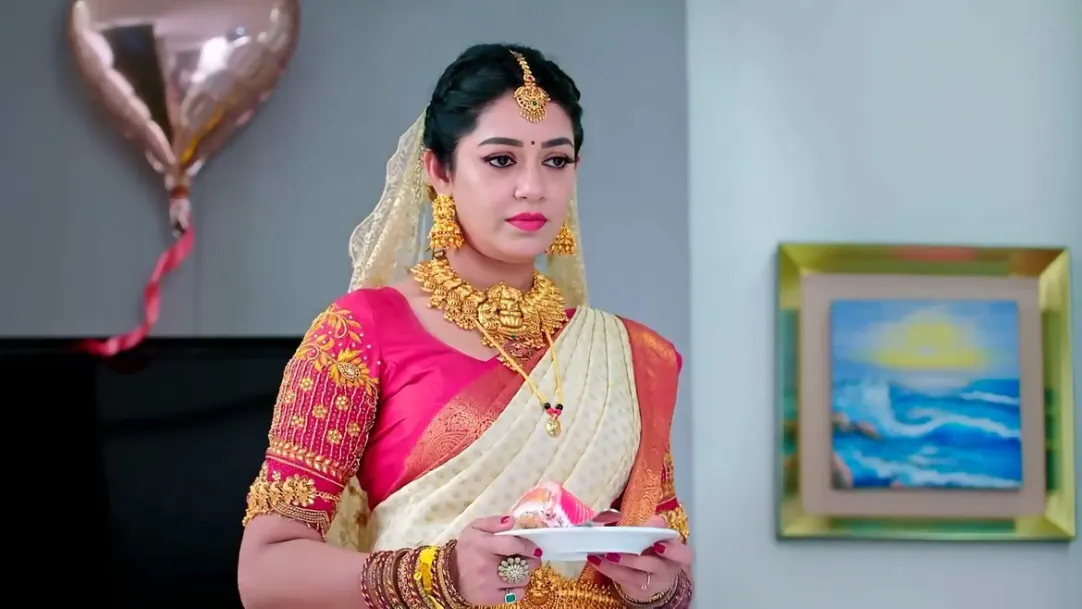 Amruthadhaare TV Serial Online - Watch Tomorrow's Episode Before TV on ZEE5