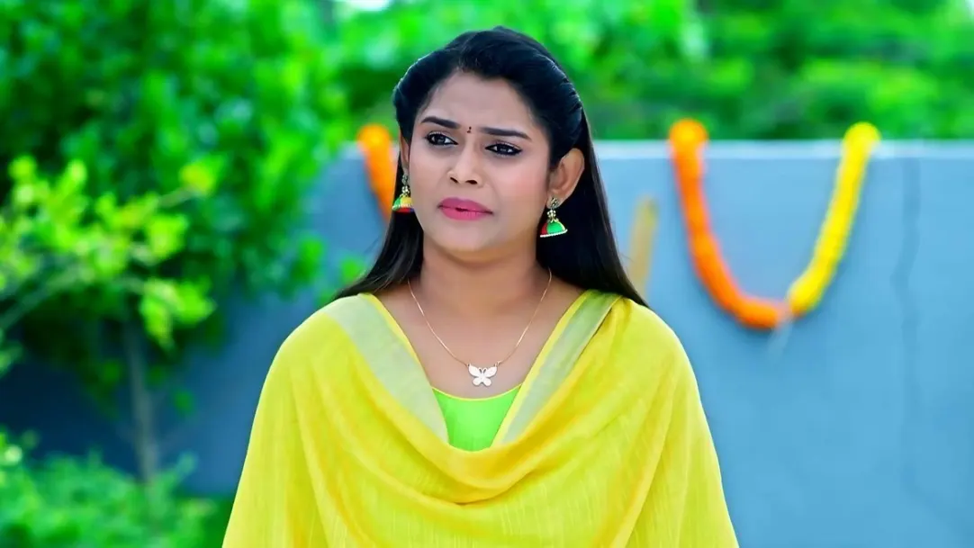 Padamati Sandhyaragam TV Serial Online - Watch Tomorrow's Episode ...