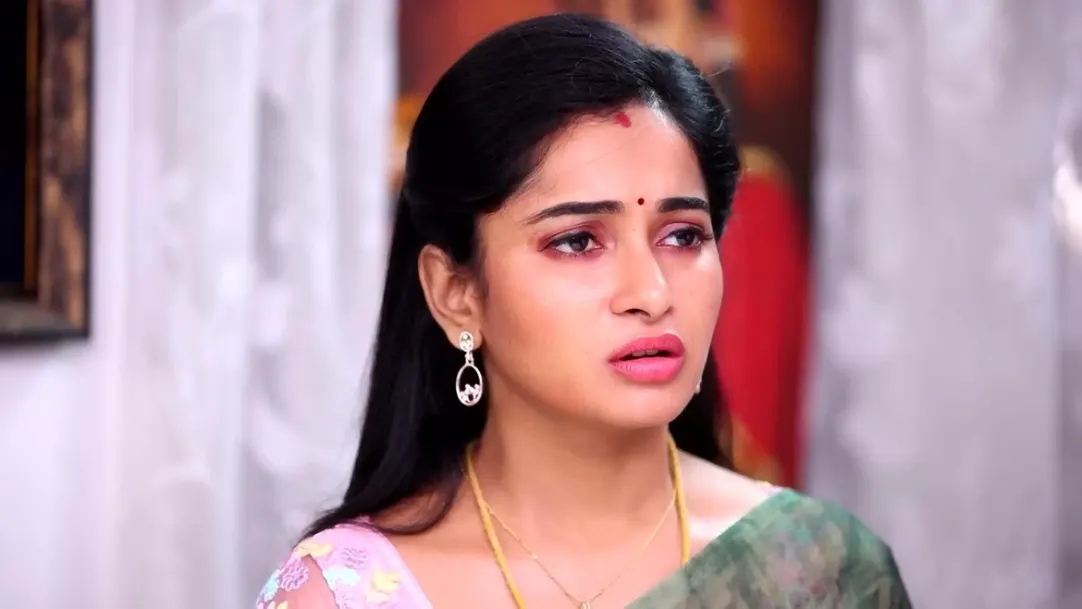 Indira TV Serial Online - Watch Tomorrow's Episode Before TV on ZEE5