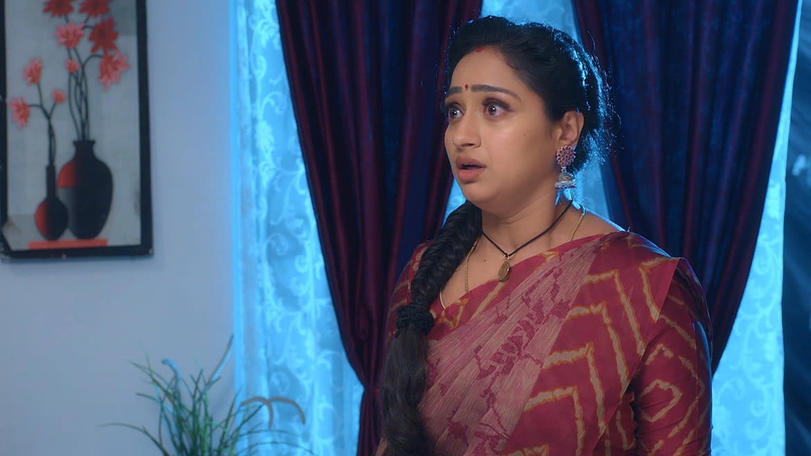 Watch Trinayani TV Serial 17th September 2021 Full Episode 412 Online ...