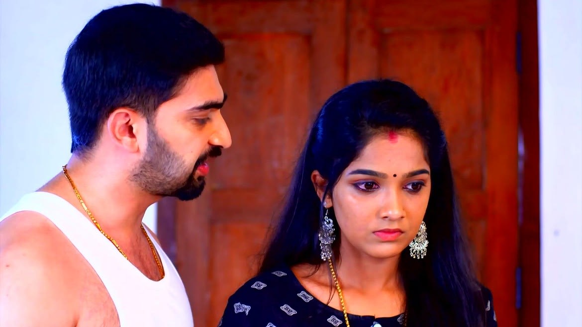 Watch Amma Makal TV Serial Spoiler of 16th December 2021 Online on ZEE5