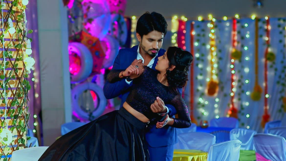 Watch Gattimela TV Serial 12th November 2019 Full Episode 178 Online on ...