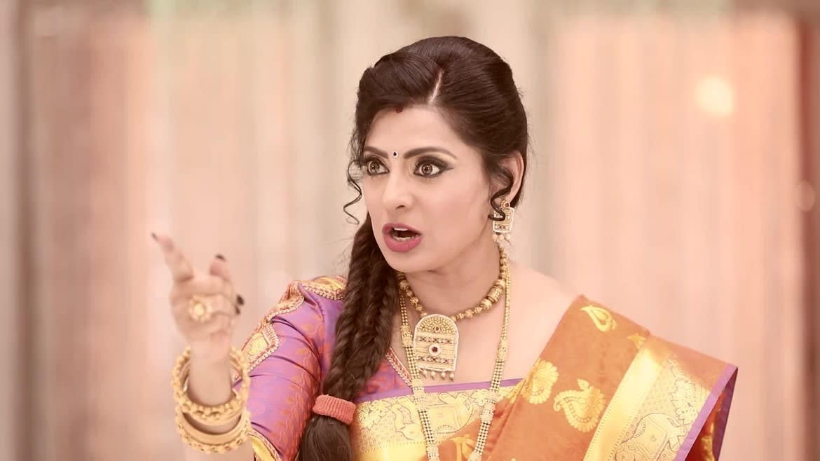 Watch Sembaruthi TV Serial 11th July 2018 Full Episode 198 Online on ZEE5