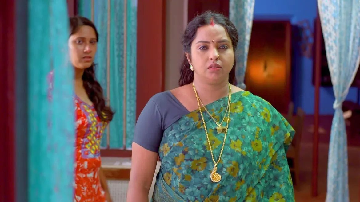 Watch Swathi Nakshatram Chothi TV Serial Webisode of 14th December 2018 ...