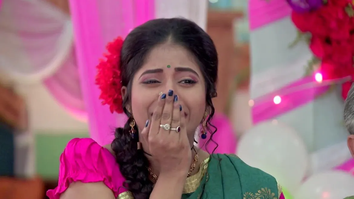 Watch Krishnakoli TV Serial 12th June 2019 Full Episode 355 Online on ZEE5