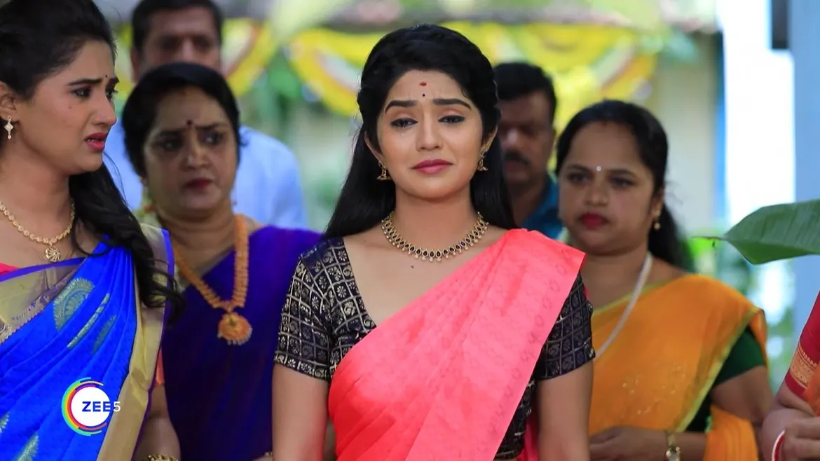 Watch Jothe Jotheyali TV Serial Promo of Anu's Tearful Goodbye | Jothe ...