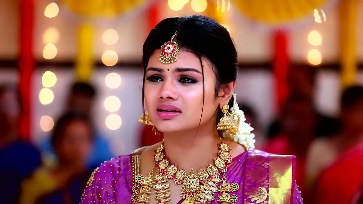 Watch Peranbu TV Serial 21st May 2022 Full Episode 131 Online on ZEE5