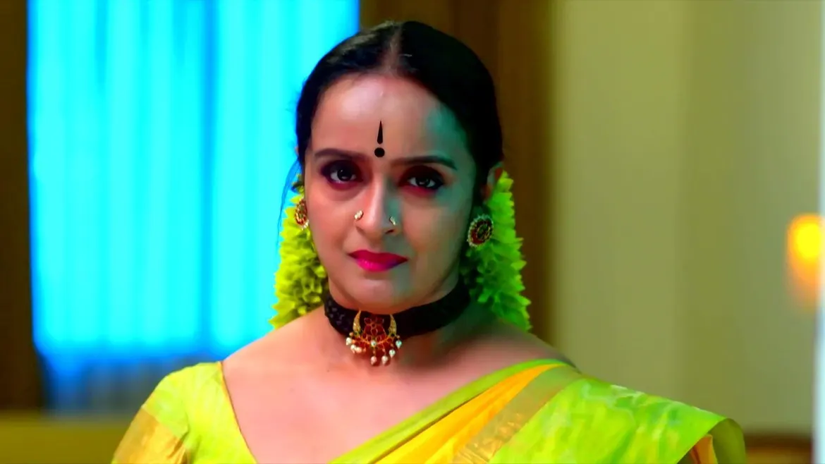 Watch Mrs. Hitler TV Serial Webisode of 30th October 2022 Online on ZEE5