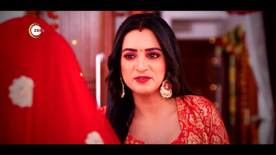 Watch Geet Dholi TV Serial Promo of Simone Shows Up at the Mehra House ...