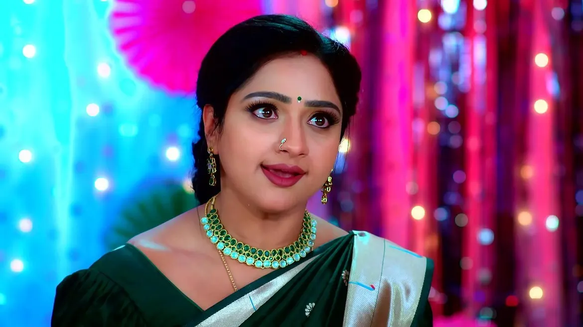 Watch Trinayani TV Serial 22nd December 2022 Full Episode 804 Online on ...