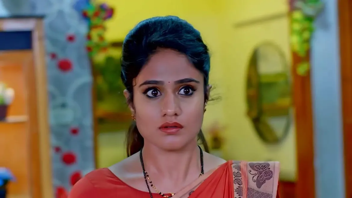 Watch The Doctor Declares Shruti Dead | Radhamma Kuthuru Radhamma ...