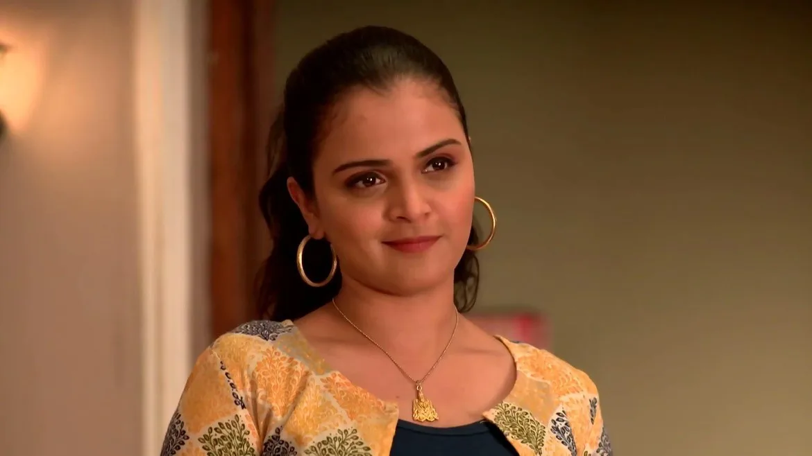 Watch Arya Expresses Her Regret to Mukta | Daar Ughad Baye Daar Ughad ...