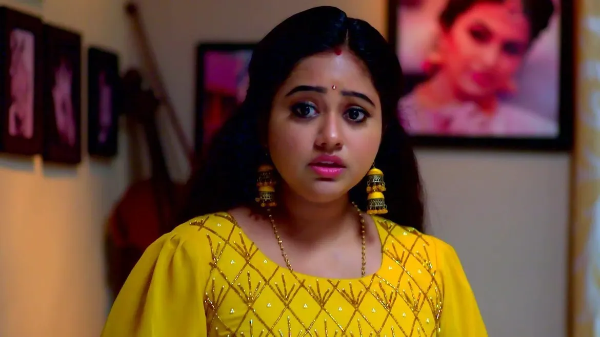 Watch Mrs. Hitler TV Serial 6th April 2023 Full Episode 652 Online on ZEE5