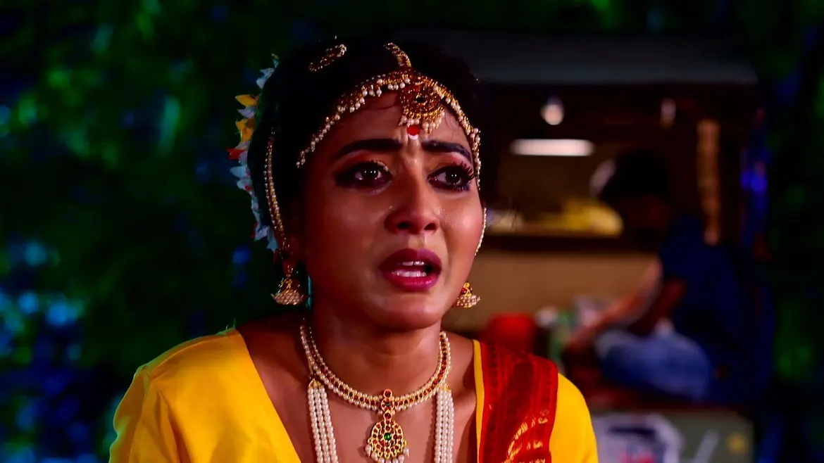 Watch Khelna Bari TV Serial 21st April 2023 Full Episode 339 Online on ZEE5