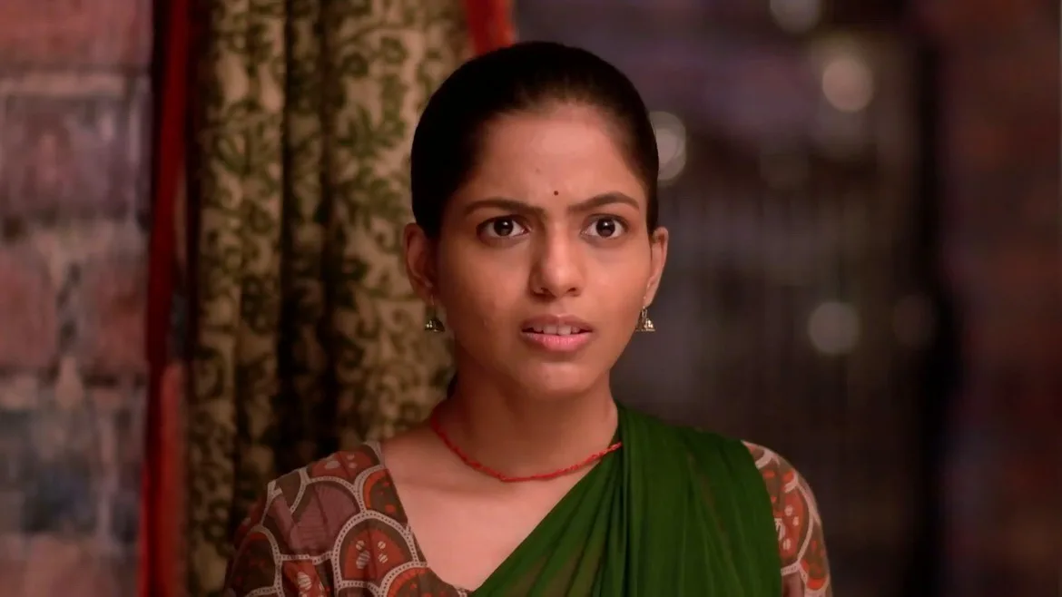 Watch Mukta Tells Bhakti about the Incident | Daar Ughad Baye Daar ...