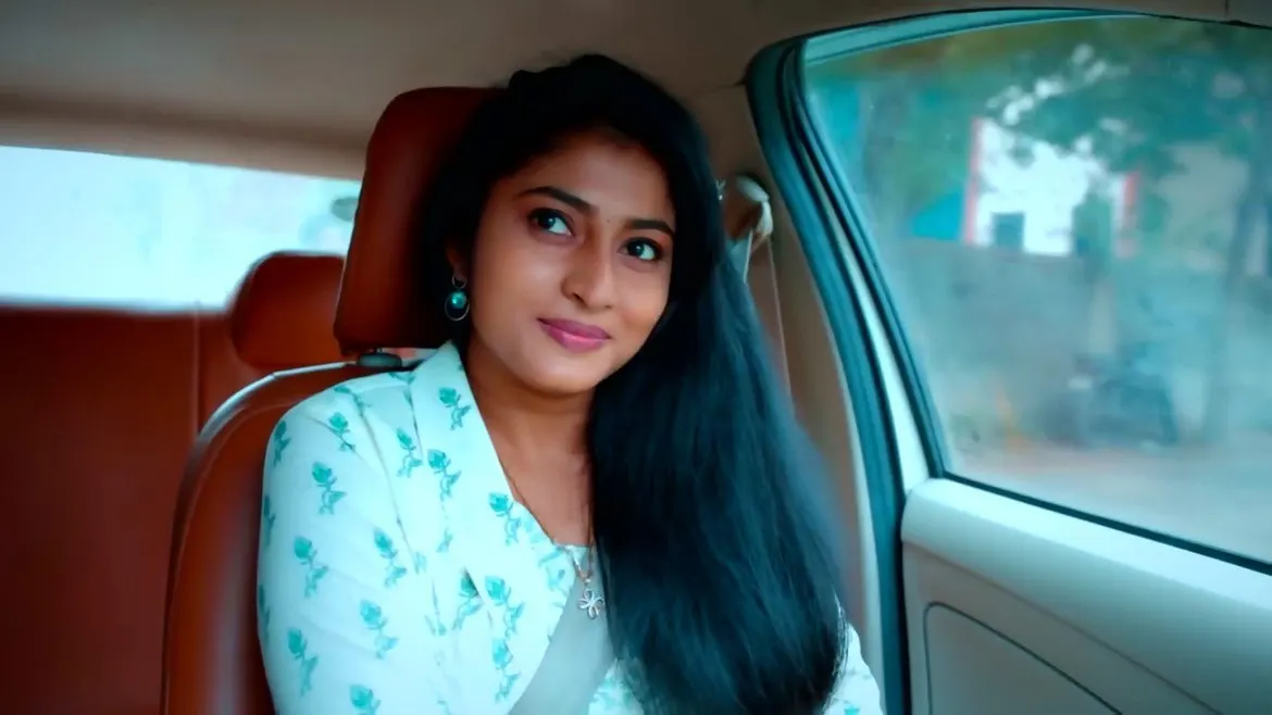 Watch Shanmathi Gives a Ring to Karthik | Peranbu Peranbu TV Serial Best Scene of 31st July 2023 ...