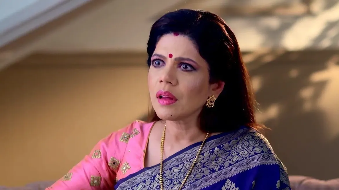 Watch Dr. Suman Comes Home with Somraj | Mon Ditey Chai Mon Ditey Chai TV Serial Best Scene of ...