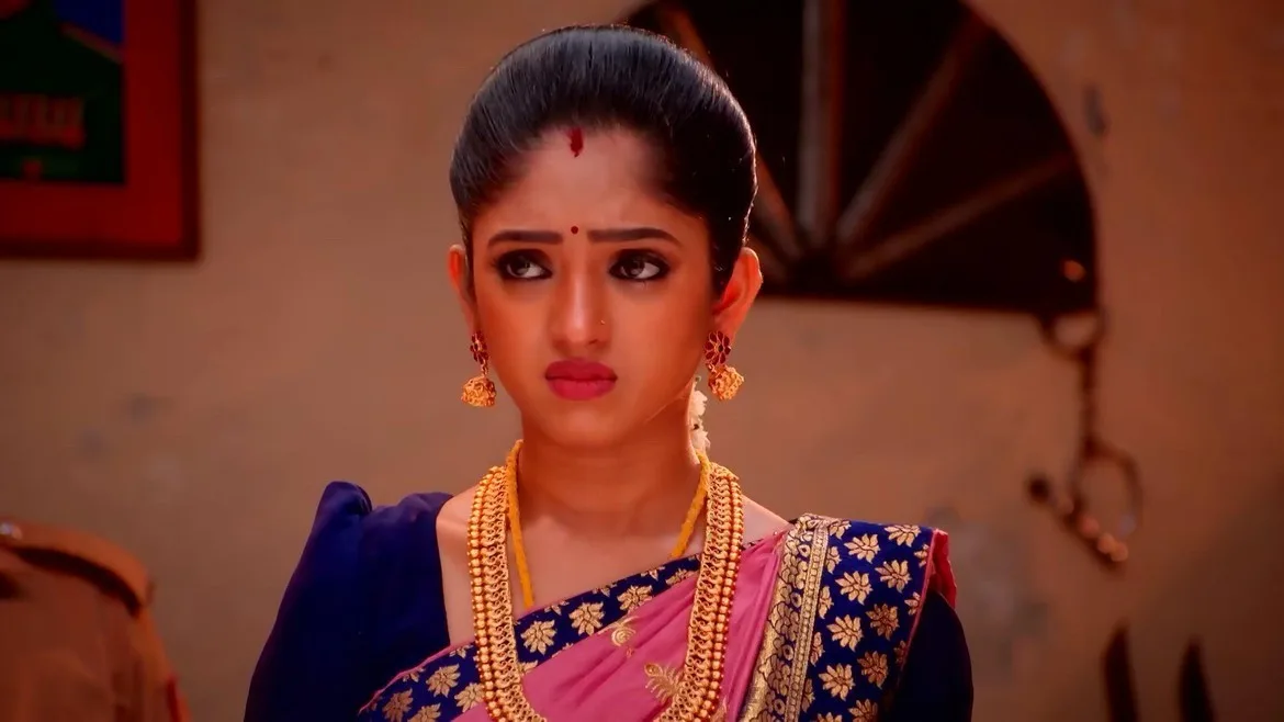 Watch Kavitha's Act | Ninaithale Innikkum Ninaithale Inikkum TV Serial ...