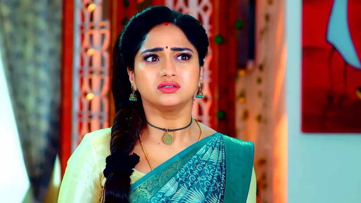 Watch Trinayani TV Serial Spoiler of 6th November 2023 Online on ZEE5