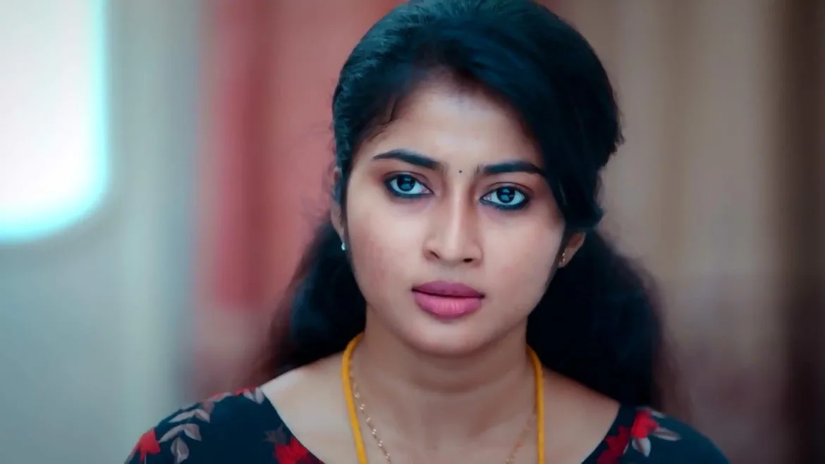 Watch Shanmathi Suspects Marghthamani | Peranbu Peranbu TV Serial Best ...