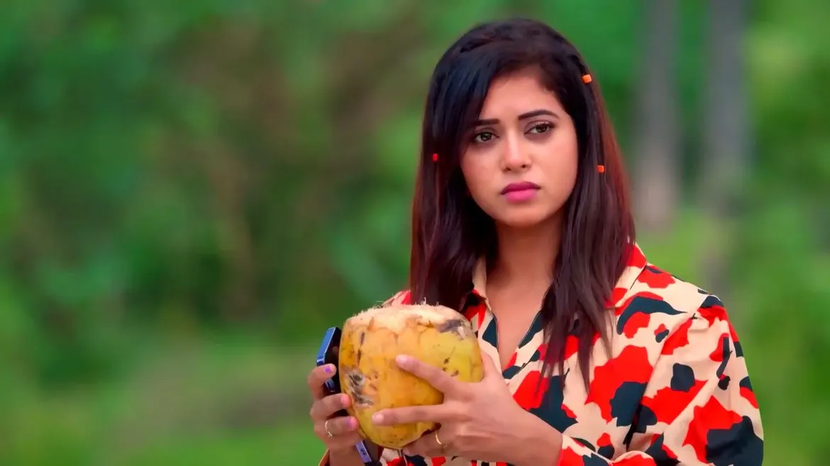 Watch Sandhya Raagam TV Serial Webisode of 4th December 2023 Online on ZEE5