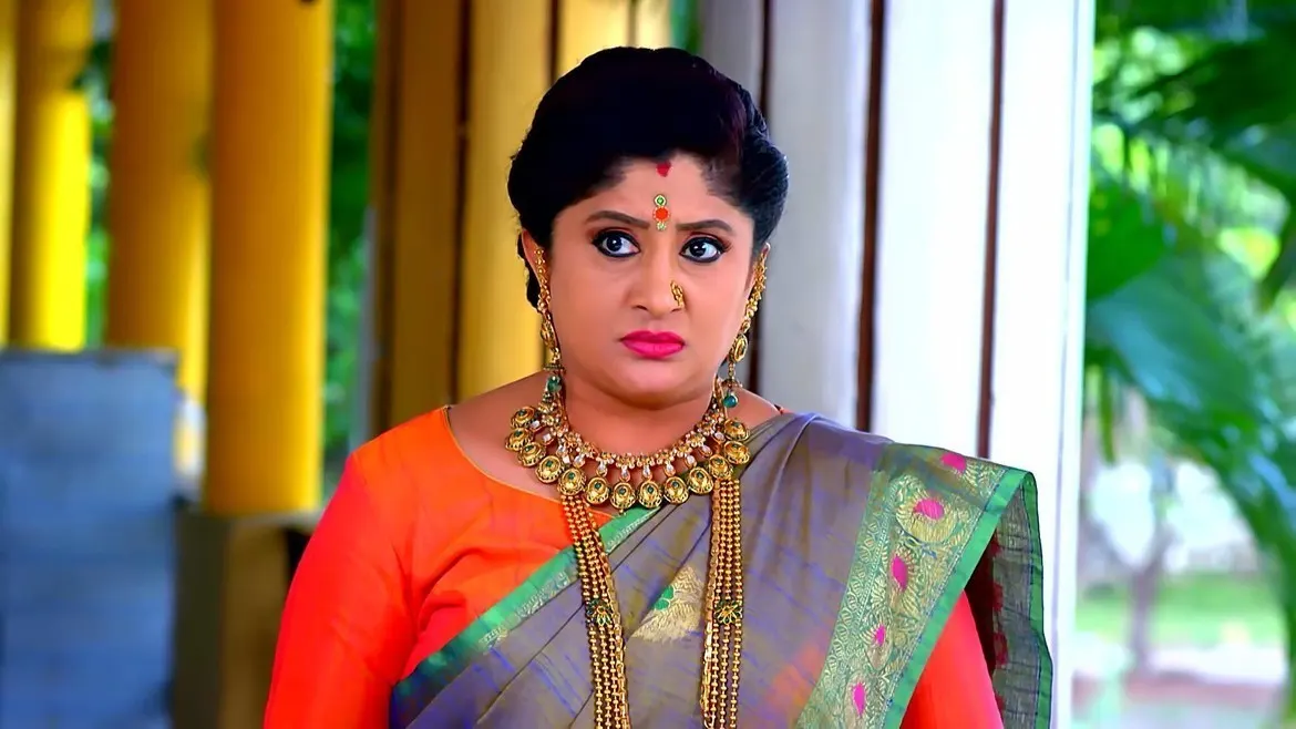 Watch Radhamma Kuthuru TV Serial 11th December 2021 Full Episode 650 ...