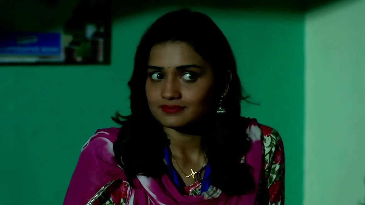 Watch Indra Teaches Deepu to Whistle | Man Udu Udu Zhala Man Udu Udu Zhala TV Serial Best Scene ...