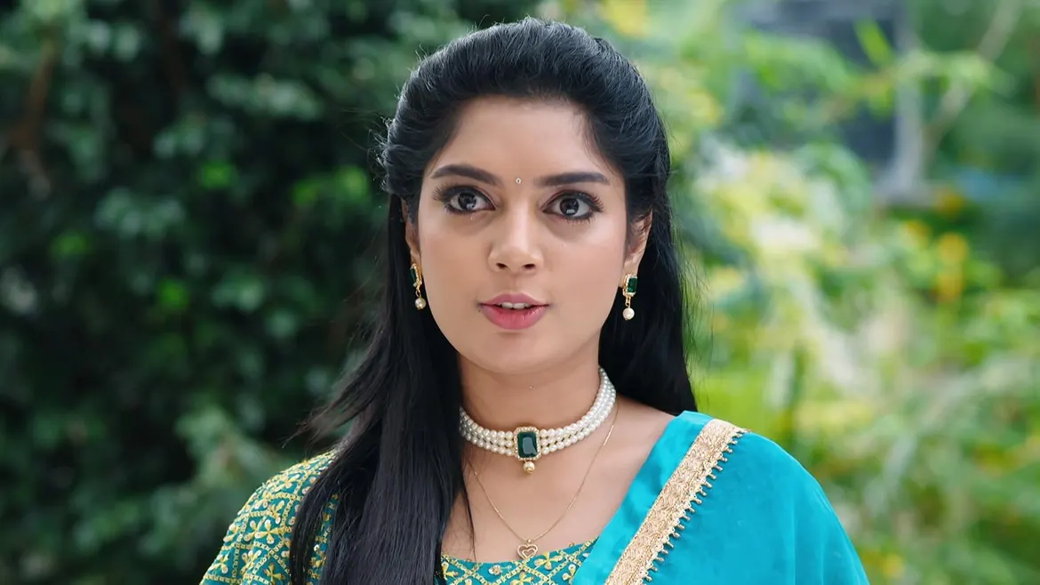 Watch Krishna Tulasi TV Serial Spoiler of 25th August 2021 Online on ZEE5