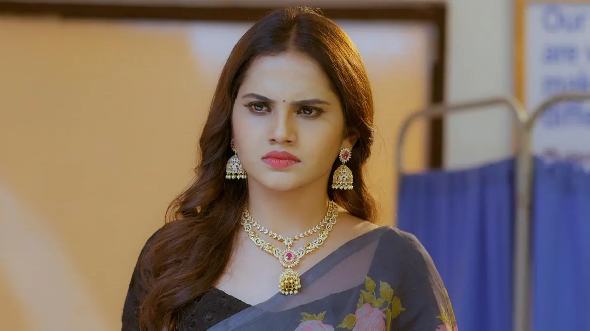 Watch Trinayani TV Serial 18th January 2021 Full Episode 204 Online on ZEE5