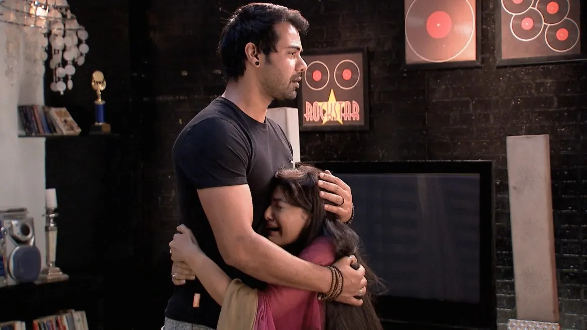 Watch Sindhooram TV Serial 11th June 2020 Full Episode 478 Online on ZEE5