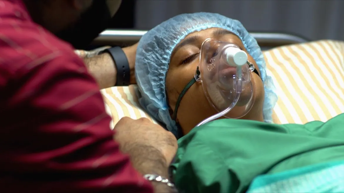 Watch Chembarathi TV Serial 15th April 2021 Full Episode 706 Online on ZEE5