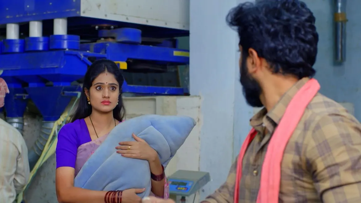 Watch Radhamma Kuthuru TV Serial 1st March 2021 Full Episode 406 Online ...