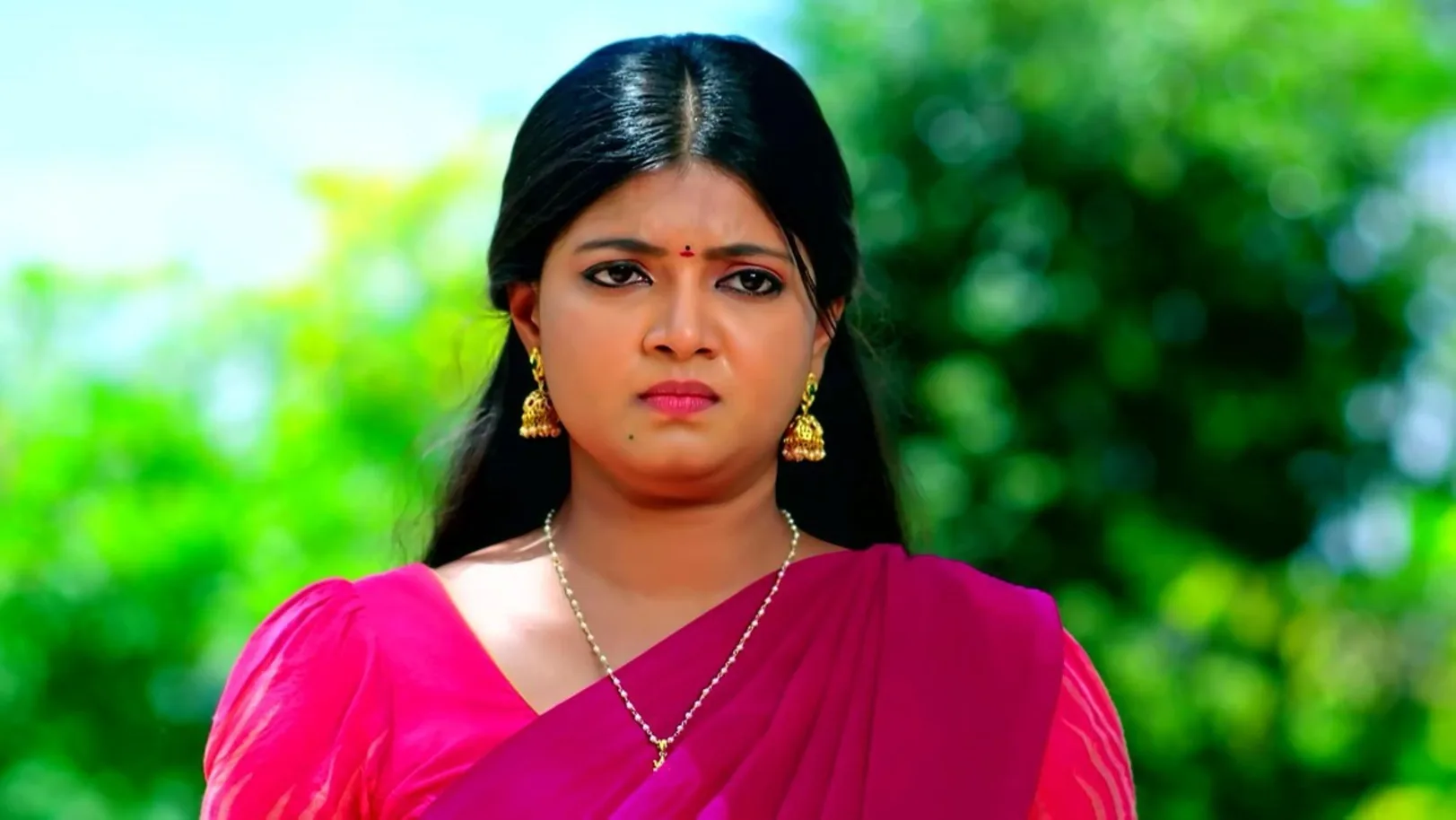 Malayogam TV Serial - Watch Malayogam Online All Episodes (1-610) on ZEE5