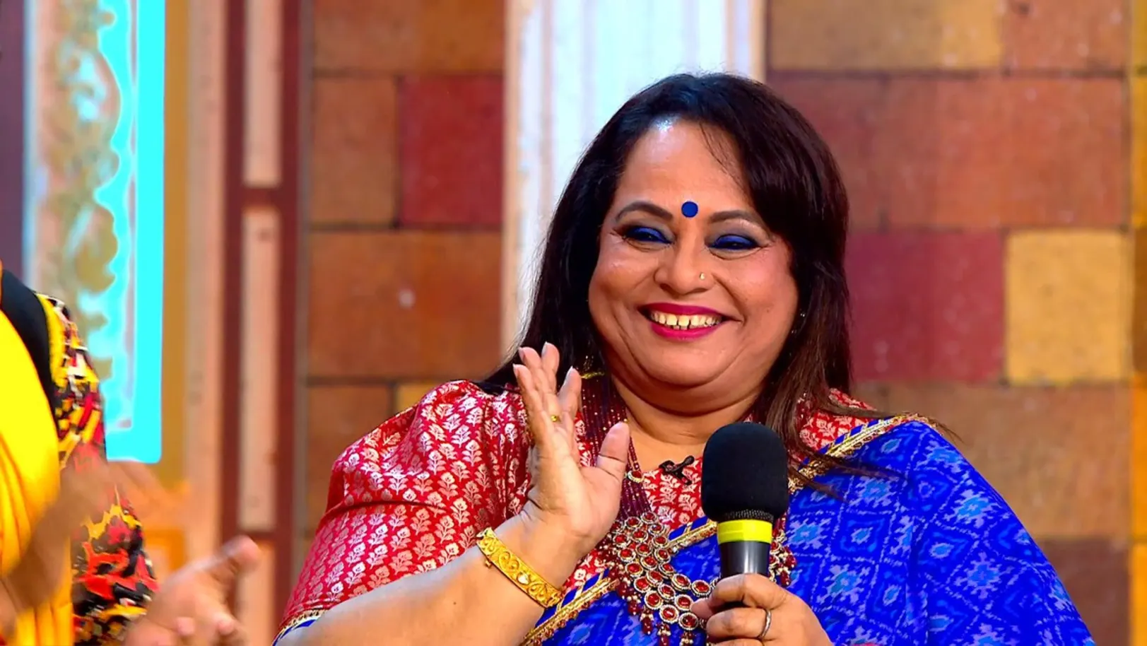 Fu Bai Fu TV Serial - Watch Fu Bai Fu Online All Episodes (1-19) on ZEE5