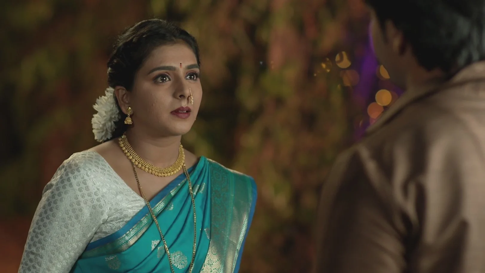 Appi Amchi Collector TV Serial Online - Watch Tomorrow's Episode Before ...