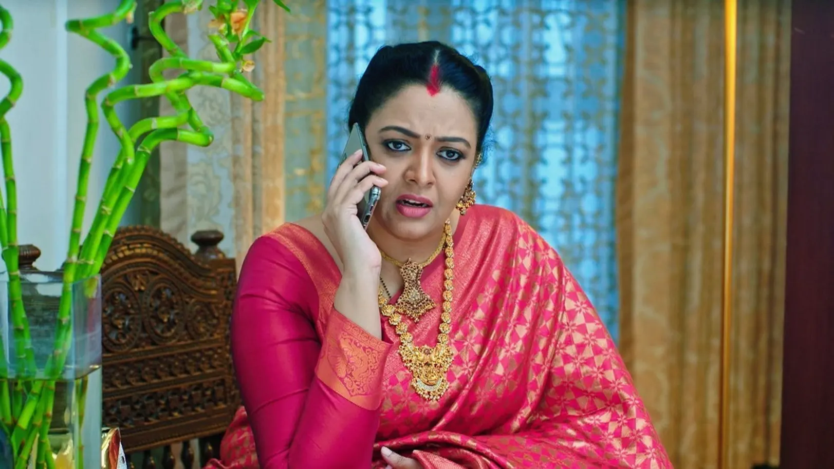 SeethaRaama TV Serial Online - Watch Latest Show Episodes on ZEE5