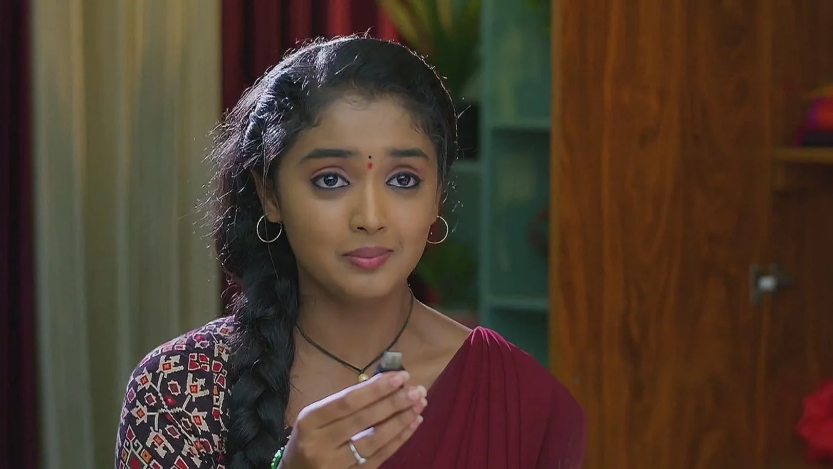 Meghasandesam TV Serial Online - Watch Tomorrow's Episode Before TV on ZEE5