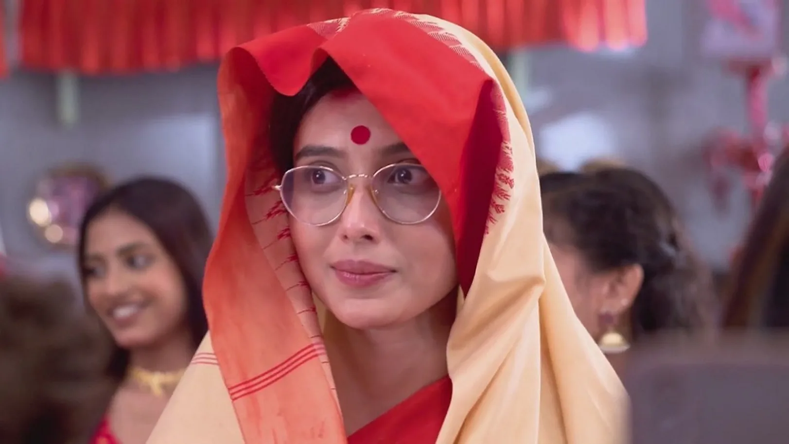 Watch Neem Phooler Madhu Latest Episodes Online Exclusively on ZEE5