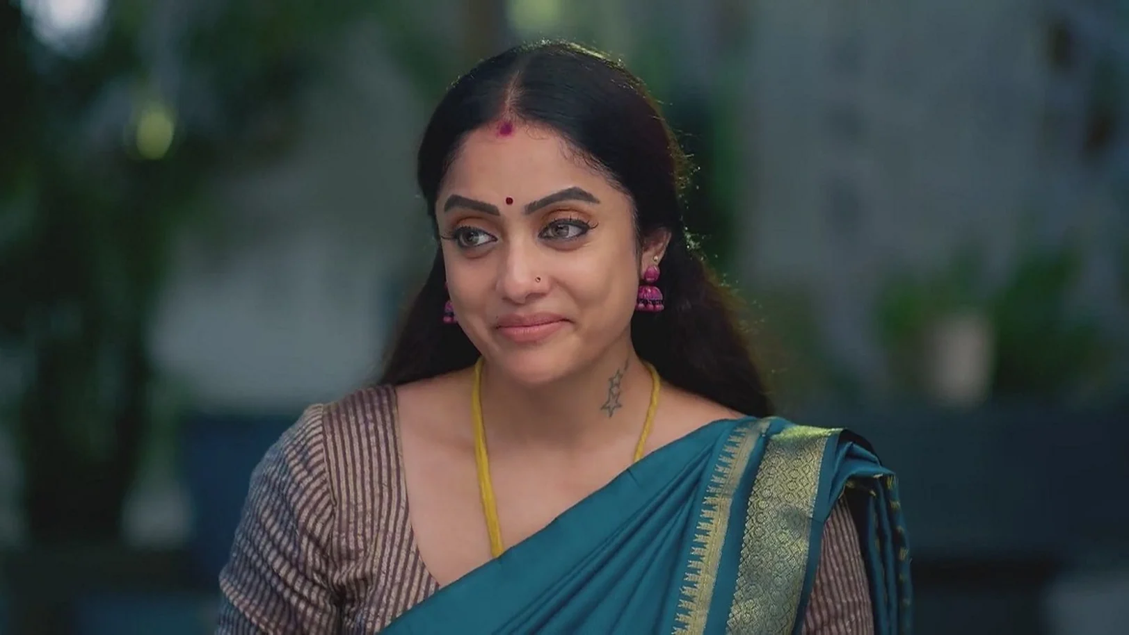 Ninaithen Vandhai TV Serial Online - Watch Tomorrow's Episode Before TV on ZEE5