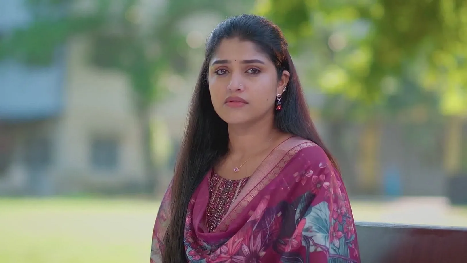 Valliyin Velan TV Serial Online - Watch Tomorrow's Episode Before TV on ...