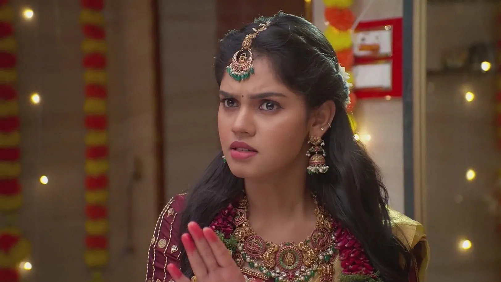 Sandhya Raagam TV Serial Online - Watch Tomorrow's Episode Before TV on ...