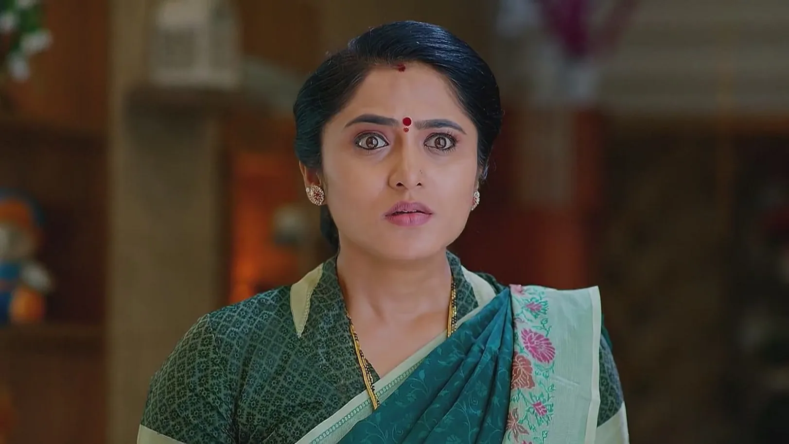 Watch Meghasandesam Latest Episodes Online Exclusively on ZEE5