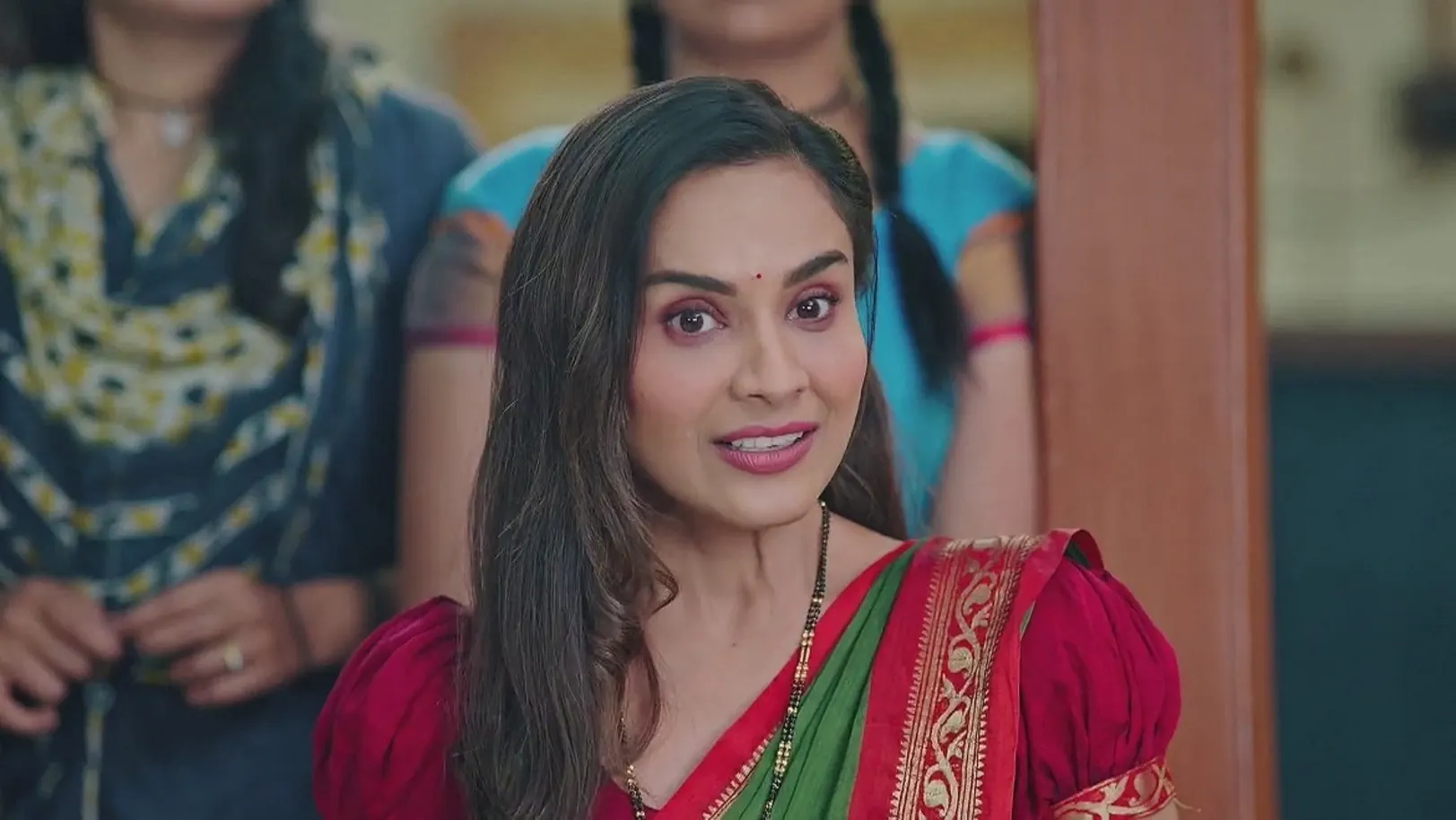Watch Lakhat Ek Amcha Dada Latest Episodes Online Exclusively on ZEE5