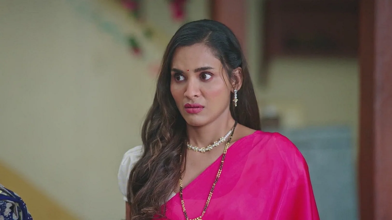 Watch Lakhat Ek Amcha Dada Latest Episodes Online Exclusively on ZEE5