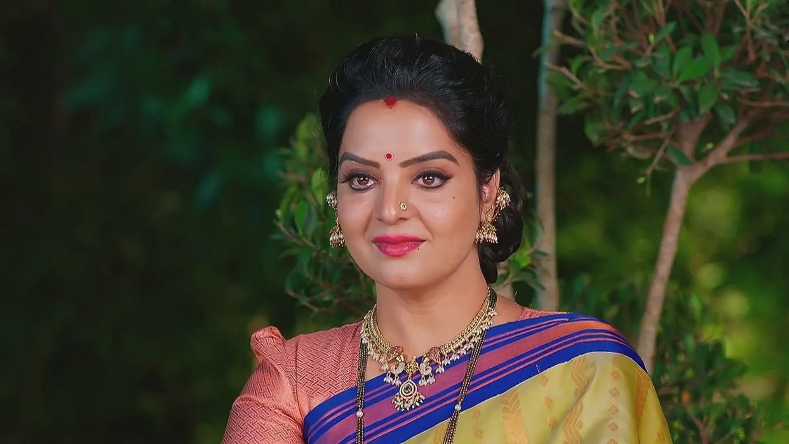 Ummadi Kutumbam TV Serial Online - Watch Tomorrow's Episode Before TV ...