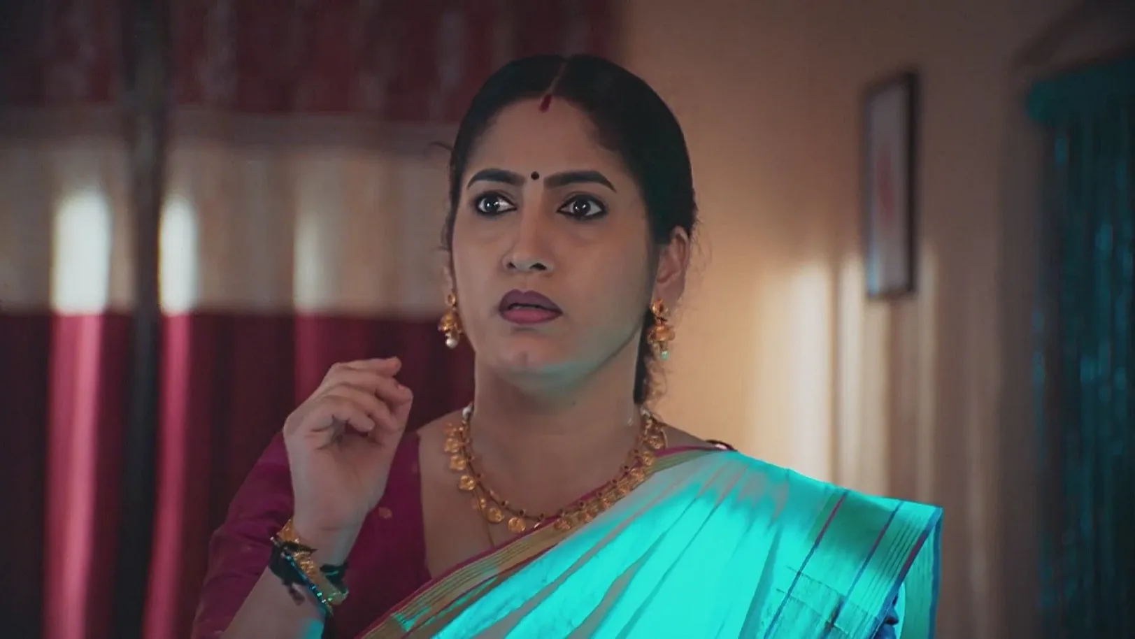 Valsalyam TV Serial Online - Watch Tomorrow's Episode Before TV on ZEE5