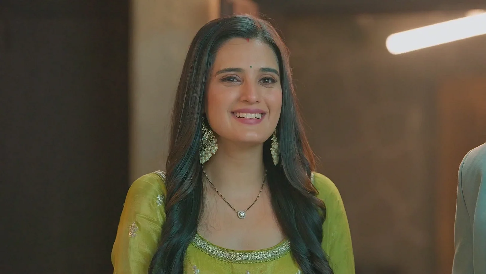 Jamai No. 1 TV Serial Online - Watch Latest Show Episodes on ZEE5