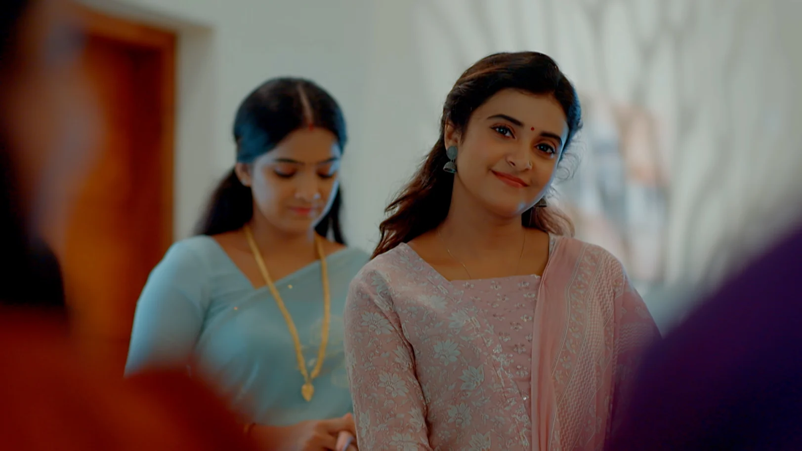 Mangalyam TV Serial Online - Watch Latest Show Episodes on ZEE5